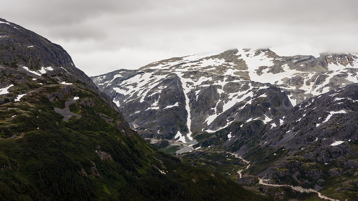 Coastal GasLink monitors and supports response to Morice River wildfire